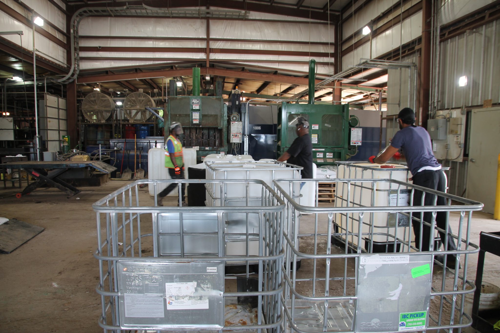 What are different types of Intermediate Bulk Containers used for ...