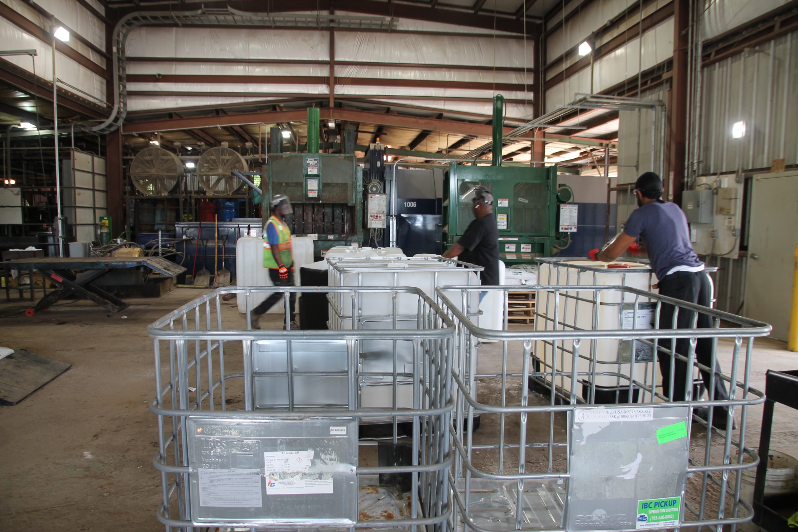 What are different types of Intermediate Bulk Containers used for ...